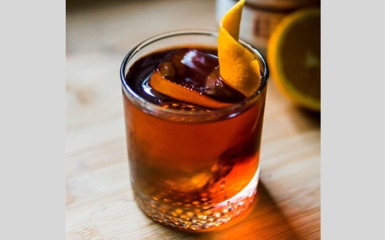 10 Brown Liquor Drinks Every Whiskey Lover Should Know