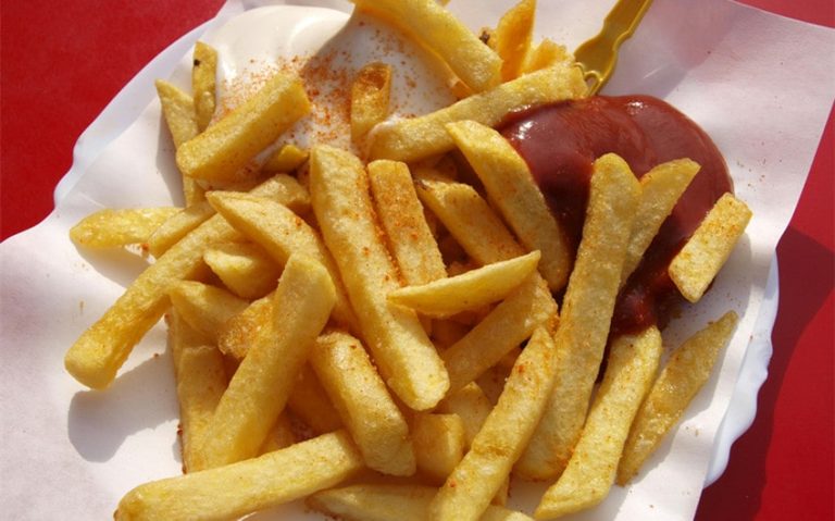 Top 12 Foods That Make Your Face Fat You Should Avoid