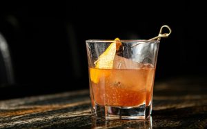 10 Brown Liquor Drinks Every Whiskey Lover Should Know